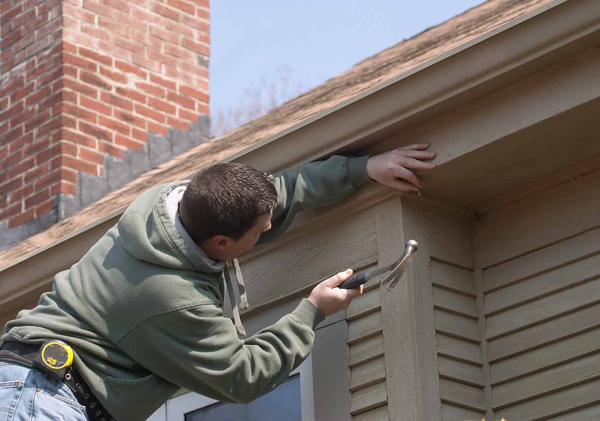 Avoid Injury with These Exterior Home Maintenance Safety Tips | Best ...