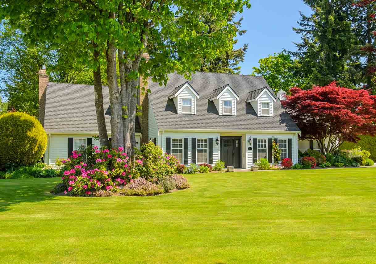 Get a Handle on Routine Lawn Care with This Checklist | Best Pick Reports