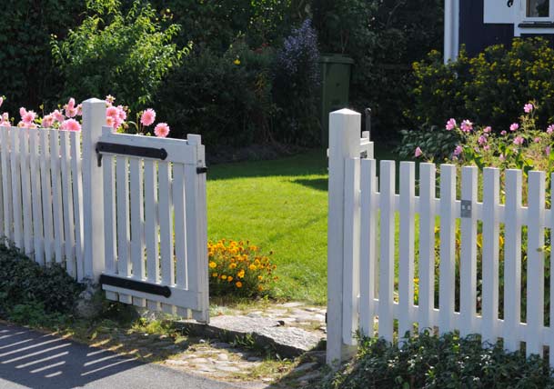 Different Types of Gates to Suit Your Fencing Needs (Part 1 of 2 ...